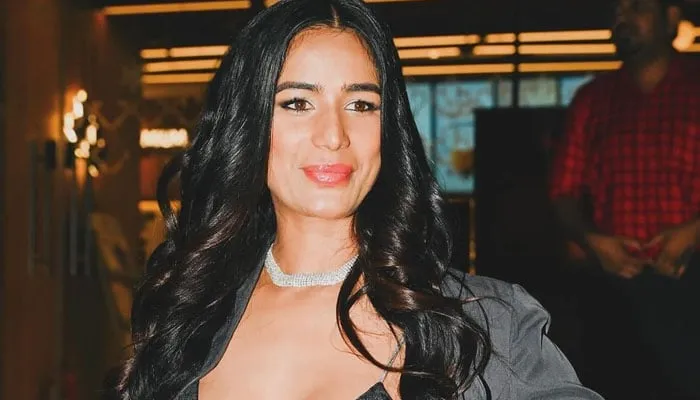 Indian reality TV star, model Poonam Pandey passes away - Internews ...